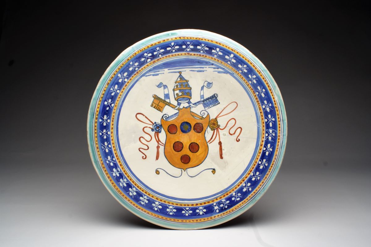 The Ceramics of Montelupo and the Uffizi: a "gallery" of comparisons ...